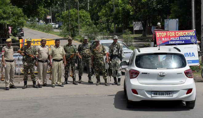 Dera violence: Mob tried to snatch rifles, fired gunshots : The Tribune ...