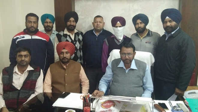 10 gazetted officers among 38 held in bribe cases this year - The Tribune