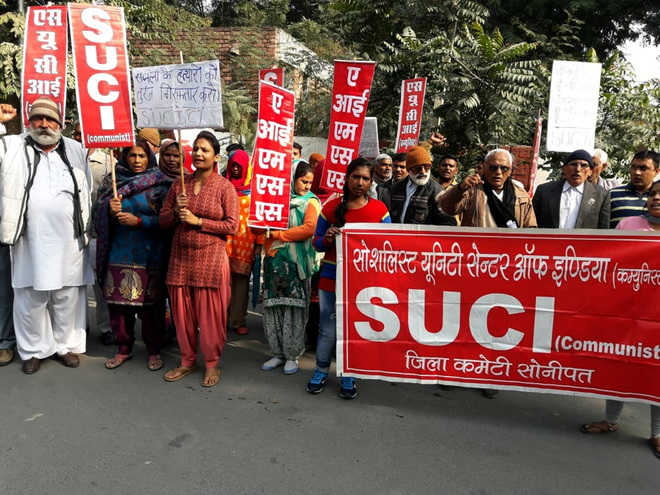 Left party protests against Agra schoolgirl’s killing - The Tribune