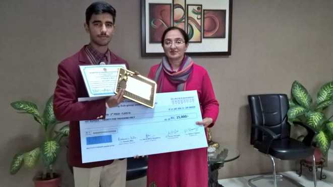 DAV student shines - The Tribune