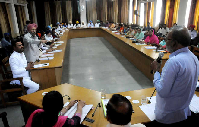 Held after 4 months, MC meeting fruitless : The Tribune India