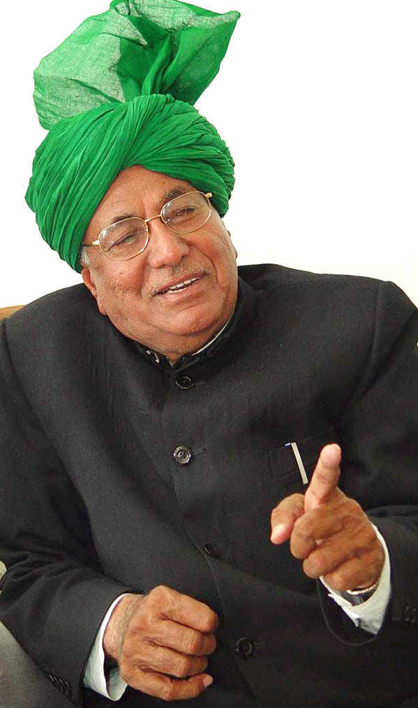 Third Front may form govt: Chautala - The Tribune