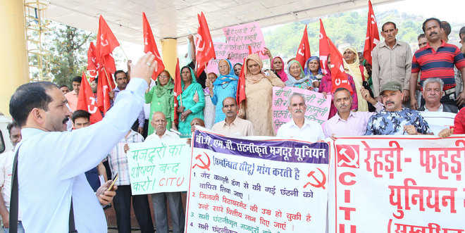 CITU workers demand enhanced pay - The Tribune