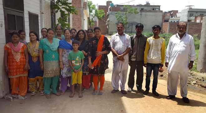 Deep Vihar residents complain of ‘contaminated’ water supply - The Tribune