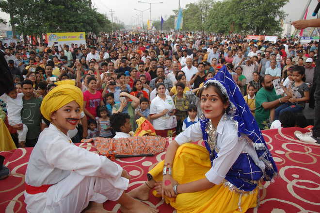 ‘Rahgiri’ draws crowd in Panipat - The Tribune
