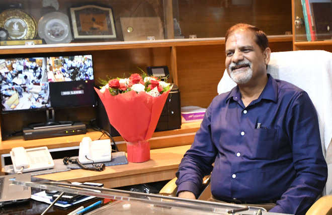 PU VC takes charge, talks cooperation - The Tribune