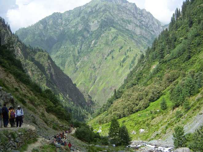 Pilgrims trek to Manimahesh - The Tribune