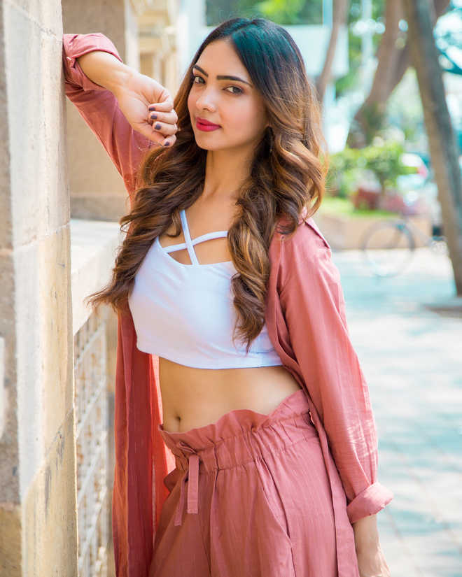 Pooja loves costume dramas - The Tribune