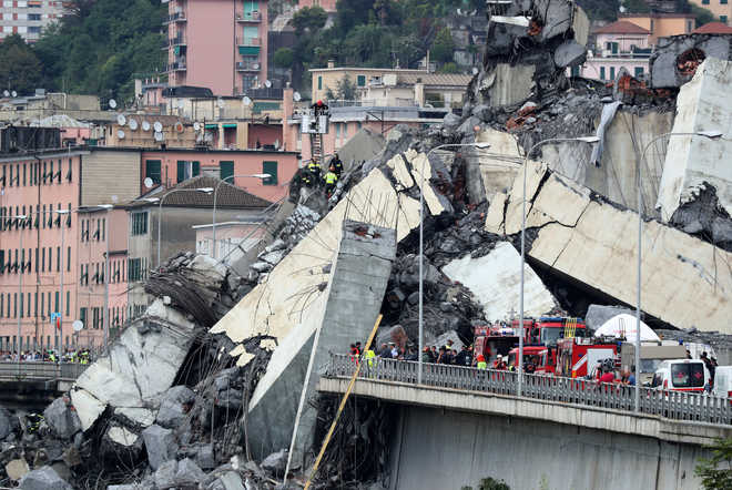 22 dead in Italy motorway bridge collapse ‘tragedy’ - The Tribune