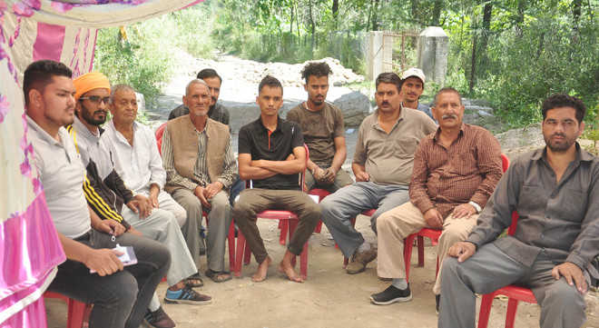 Despite Section 144, no let-up in protest against waste dumping : The ...