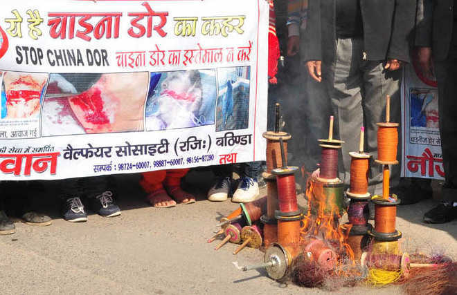 Cops tighten noose around Chinese string sellers : The Tribune India