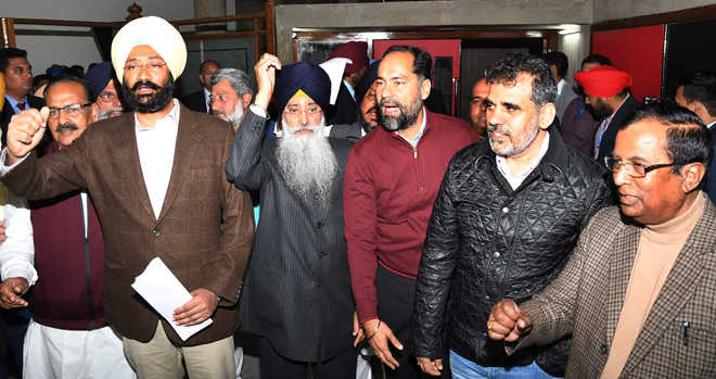SAD-BJP under fire from all corners : The Tribune India