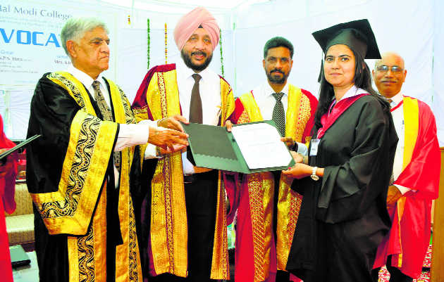 805 get degrees at Modi College - The Tribune