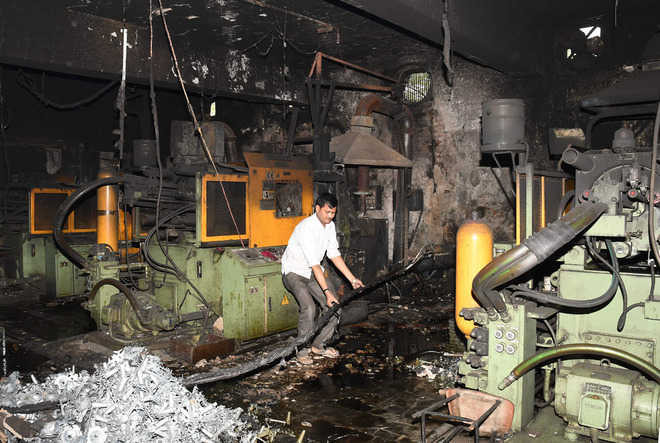 Equipment worth lakhs damaged in factory fire - The Tribune