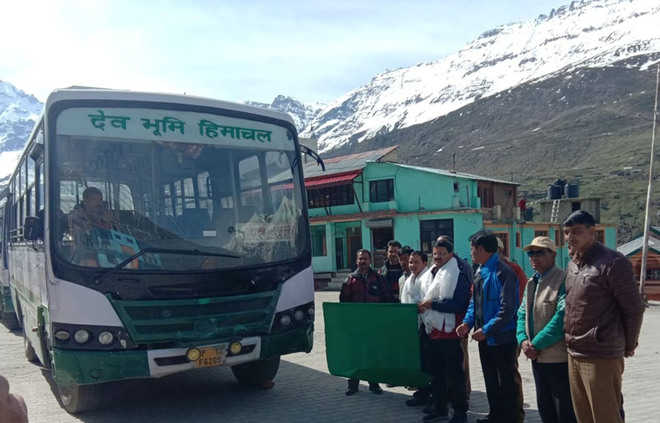 Kullu-Keylong bus resumes - The Tribune