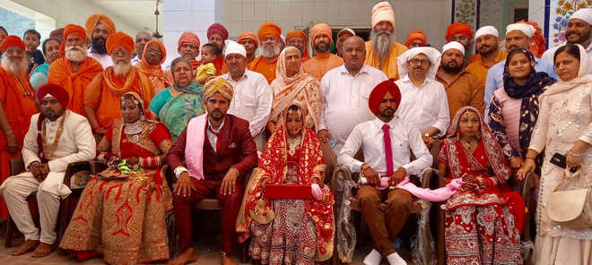3 poor couples exchange vows at mass wedding : The Tribune India