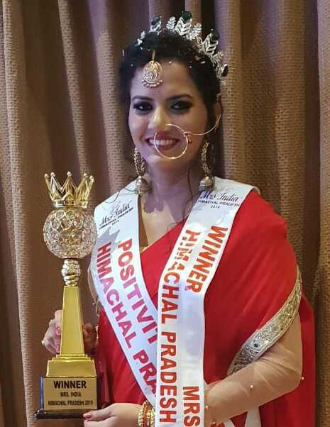 HP woman is Mrs India Himachal - The Tribune
