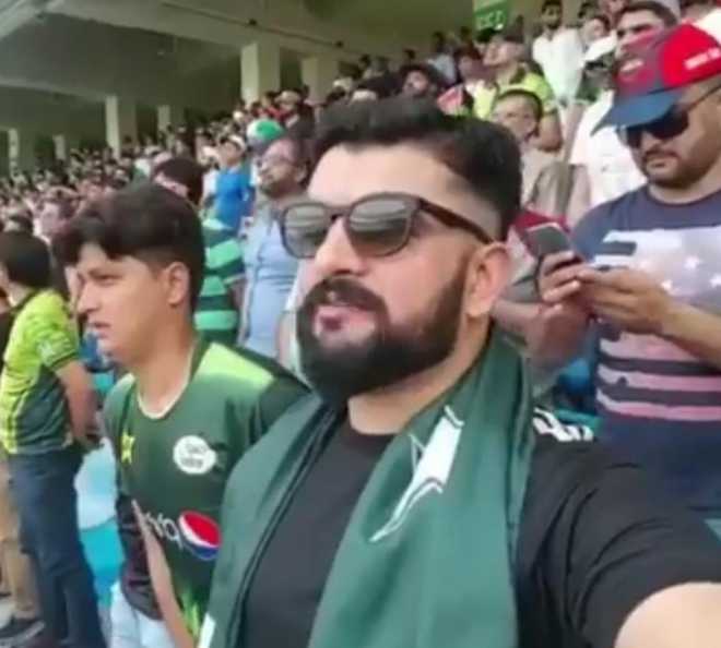 Pakistan man sings ‘Jana Gana Mana’ during India vs England match ...