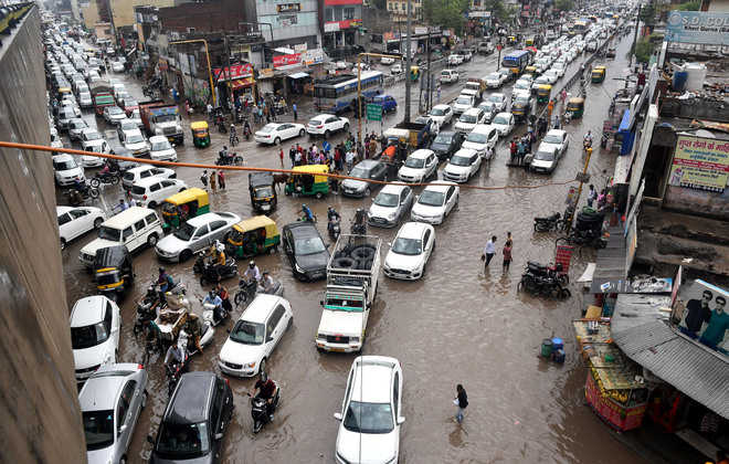 Rain leaves Zirakpur in deep waters - The Tribune
