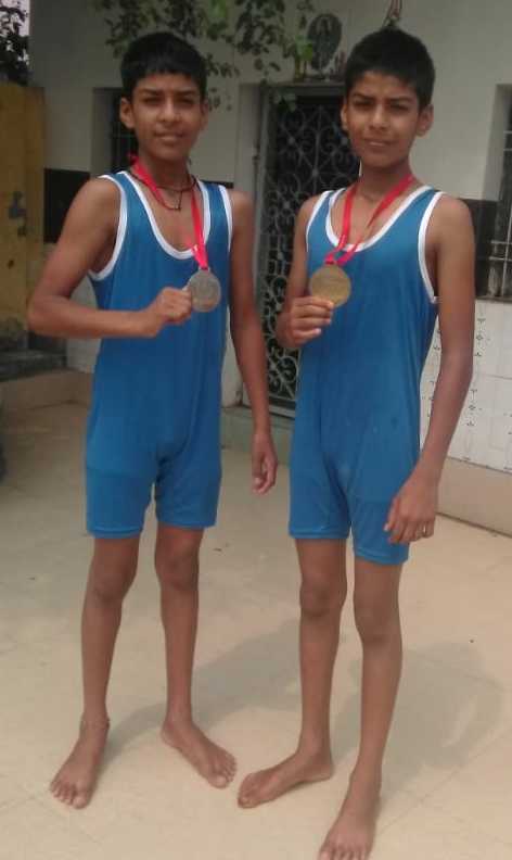 Kangra twin wrestlers win gold, silver : The Tribune India