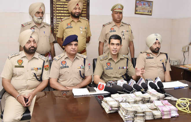 Potholes on PAP-Rama Mandi stretch pose threat : The Tribune India