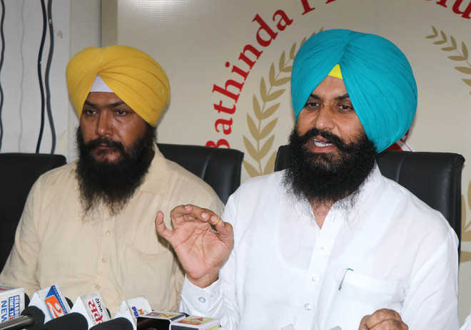 Ludhiana MLA Simarjit Singh Bains '' heated exchange with Gurdaspur DC ...