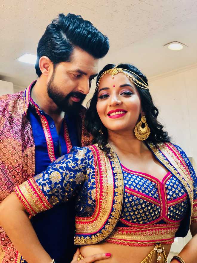 In wife’s footsteps - The Tribune